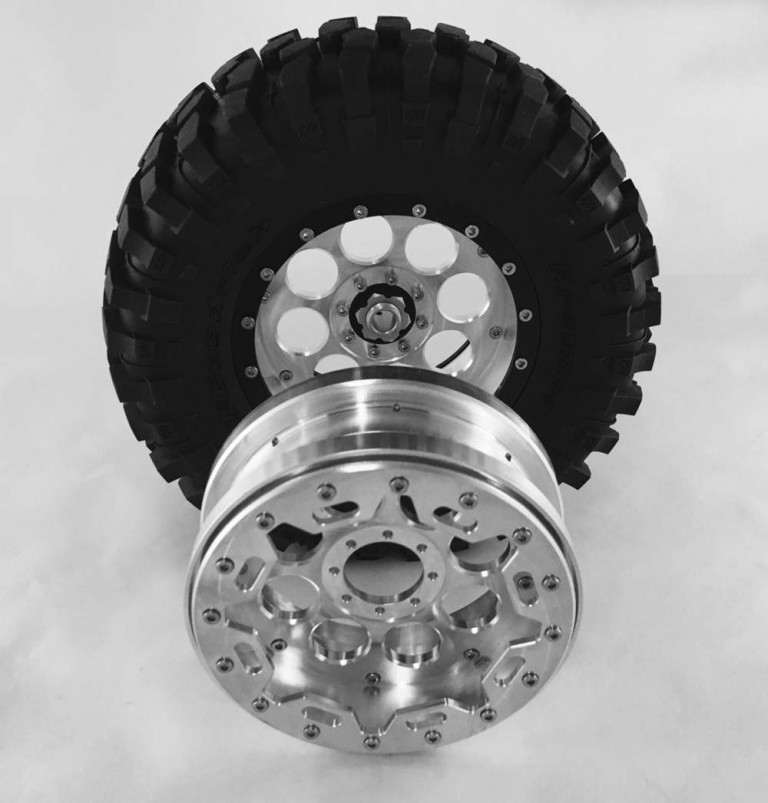 3.8 8 HOLE BEADLOCK WHEEL